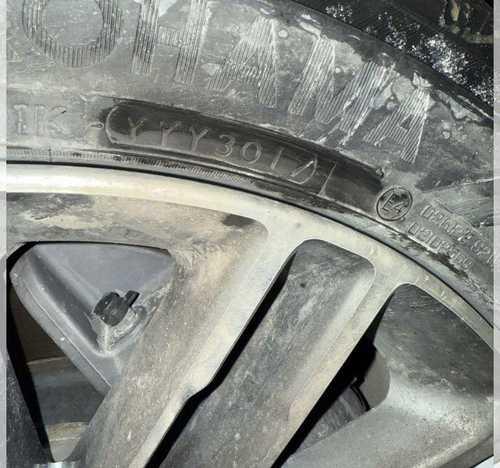 Yokohama Ice Guard IG60 245/45 R18 100Q