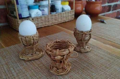 Подносы плетёные из бумажной лозы для кулича и яиц