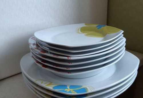 Столовый набор тарелок