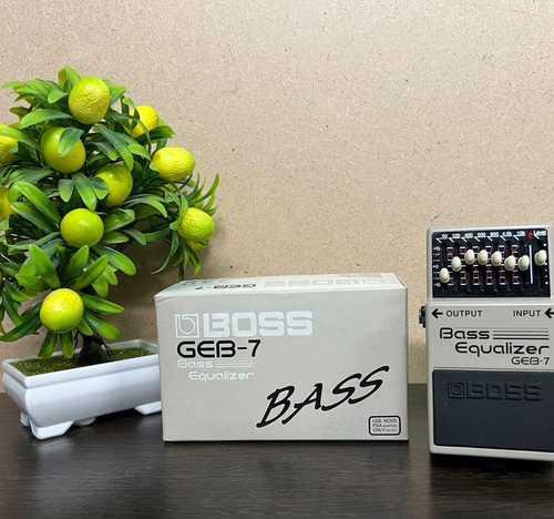 Педаль Boss GEB-7 Bass Equalizer