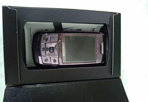 Телефон Samsung Е250