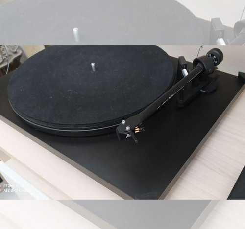 Проигрыватель винила Pro-ject Essential ll