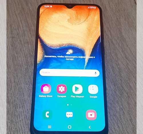 Samsung Galaxy A20, 3/32 ГБ