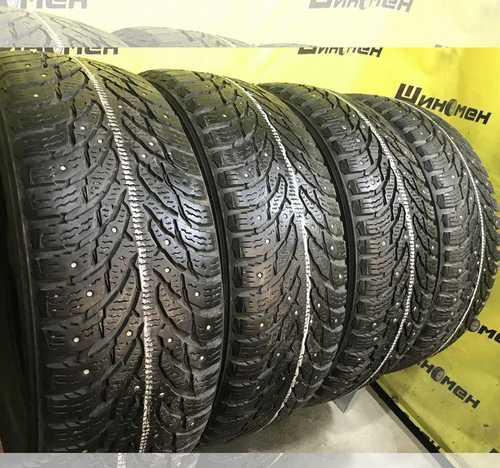 Nokian Tyres Hakkapeliitta 9 215/60 R17