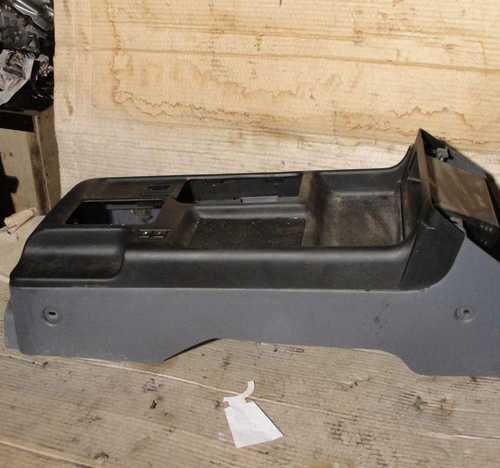 Центральный туннель Toyota land cruiser 90 98г