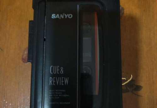 Кассетный диктофон sanyo