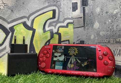 PSP 3008 Красная (Прошитая ) + карта памяти 32GB