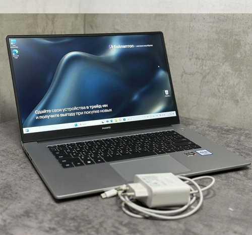 Huawei 15.6” R5 5500U 16/512Gb