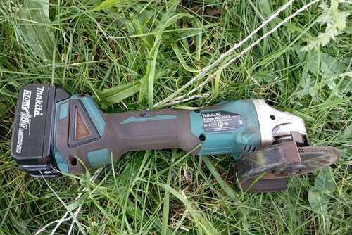 Аккумуляторная ушм Makita dga506rme