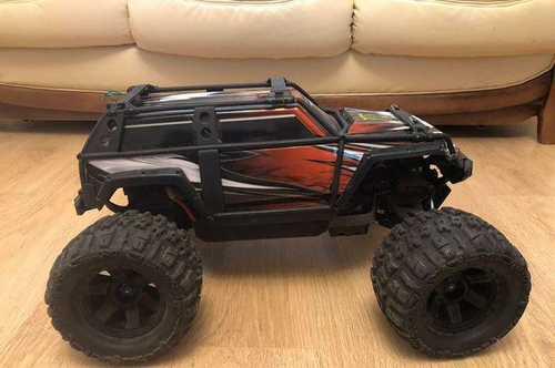 Радиоуправляемая модель Traxxas Summit