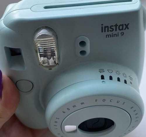 Фотоаппарат мгновенной печати instax mini 9