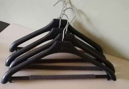 Вешалки-плечики для одежды пластиковые 43шт