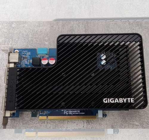 Тихая видеокарта 8600gt gigabyte