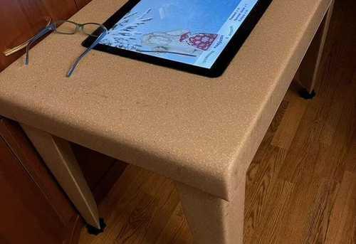 Компьютерный стол из мрамора