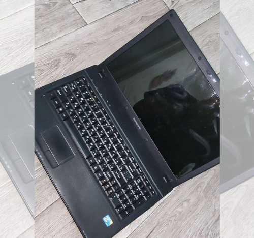 Ноутбук lenovo g 560 i3/6g/ssd/hdd