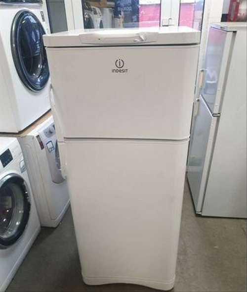 Холодильник Indesit #х424в отличном состоянии