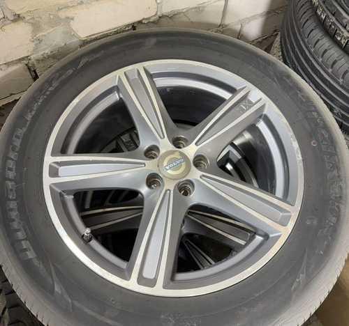 Колеса летние оригинал Volvo 235/60/18