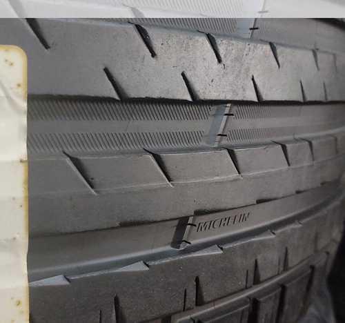 Michelin Pilot Sport 4 SUV 235/50 R20