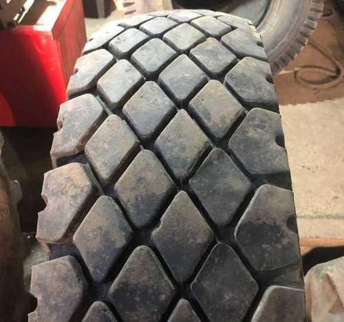 Грузовая шина 10 00 R20 Forward Traction И-281 У-4