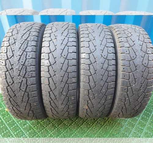 Nokian Tyres Hakkapeliitta C3 205/75 R16C 113R