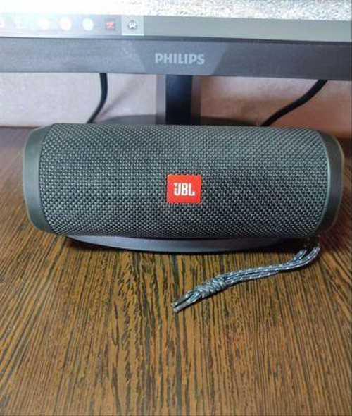 Bluetooth колонка JBL flip 4