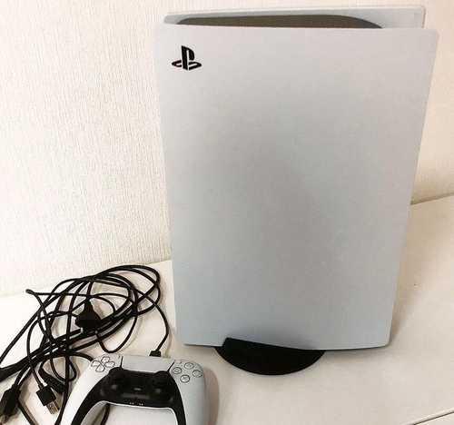 Sony PlayStation 5 с дисководом, 5 дисков с играми