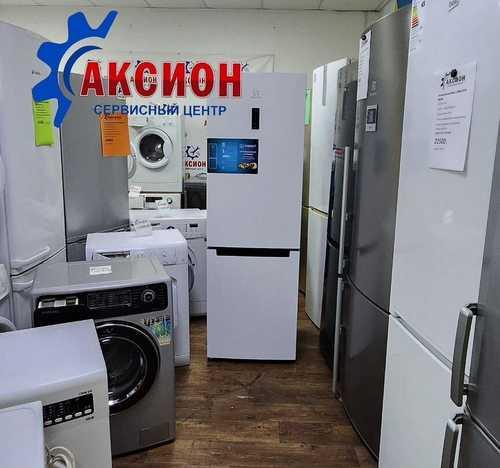 Холодильник Indesit DF 5180 W
