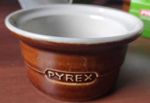 Pyrex. Форма посуда для запекания
