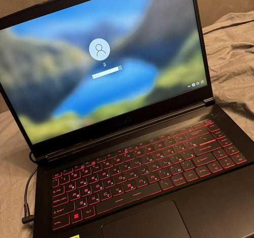 Ноутбук MSI MS-16R8
