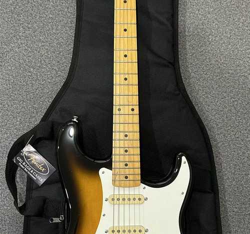Продам оригинальный Fender Stratocaster