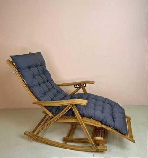 Кресло качалка новое бамбук