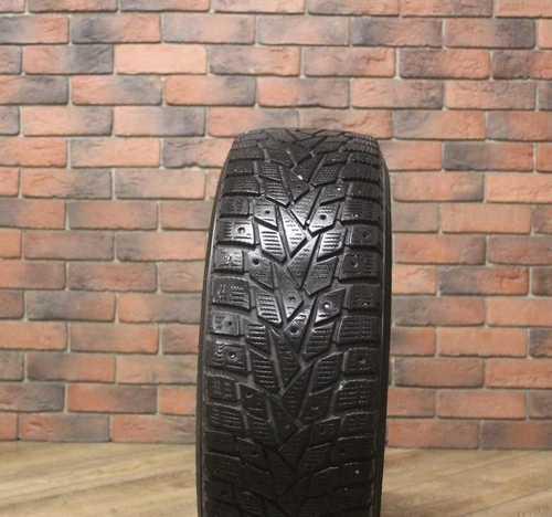 Dunlop SP Winter Ice 02 215/60 R16