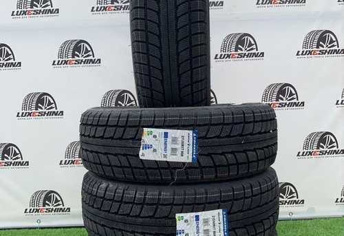 Triangle TR777 215/60 R17 96