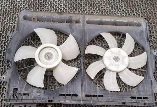 Вентилятор радиатора Toyota Corolla Verso, 2006