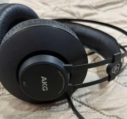 Наушники AKG k52