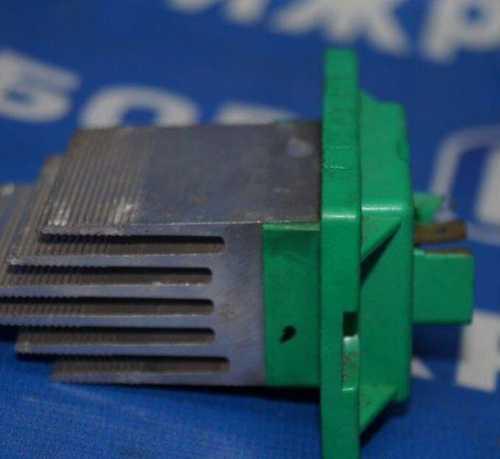 Резистор отопителя Kia Sportage 3 2.0 (G4KD) 2013