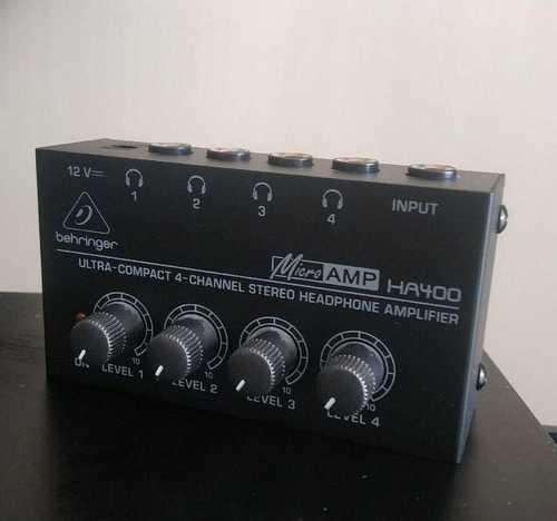 Behringer microamp HA400