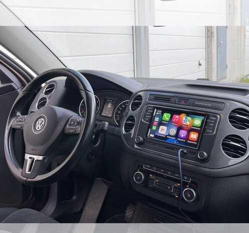 Магнитола с CarPlay для Volkswagen Tiguan 1