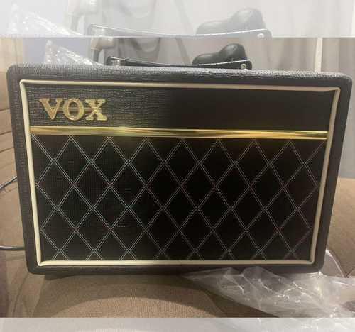 Басовый комбоусилитель Vox Pathfinder Bass 10