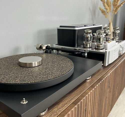 Проигрыватель винила Pro-Ject debut pro