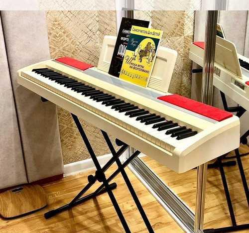 Цифровое пианино Korg sp-170