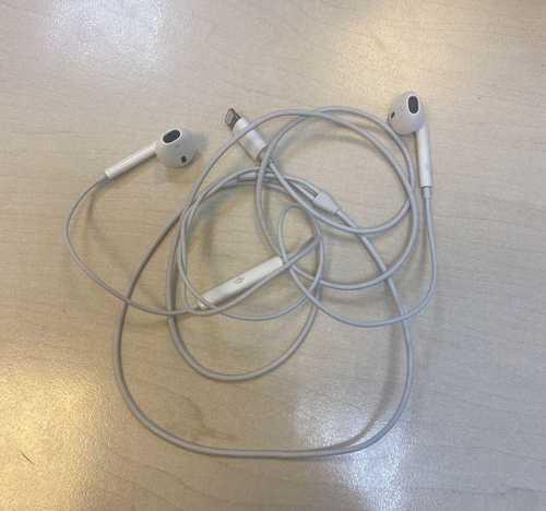 Наушники apple earpods lightning