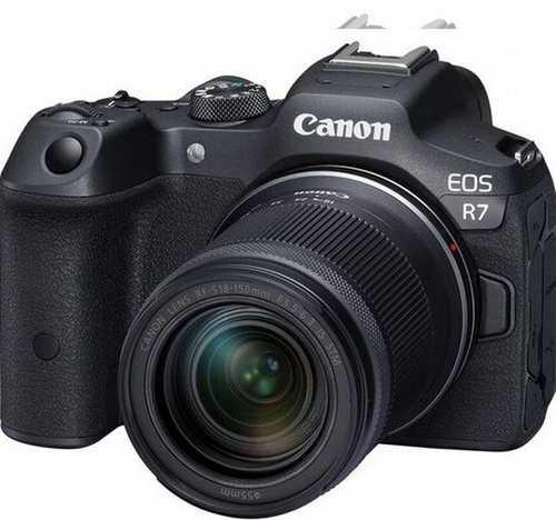 Цифровой фотоаппарат Canon EOS R7 kit RF-S