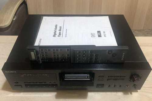 Sony DTC-790 Hi-Fi DAT дека (Япония) 1995 год