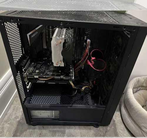 ПК, Ryzen 7 3700X, GeForce GTX 1650 SUPER 4 ГБ, RAM 4 ГБ