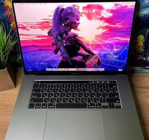 Macbook pro 16 2021 i7 512gb Отличный