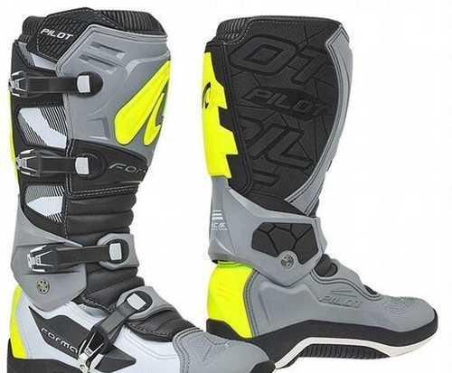 Мотоботы Forma Pilot grey
