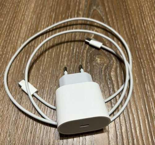 Зарядное устройство Apple 20W USB-C (A2347)
