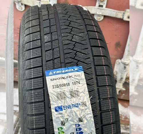 Triangle Snowlink PL02 235/60 R18 107V