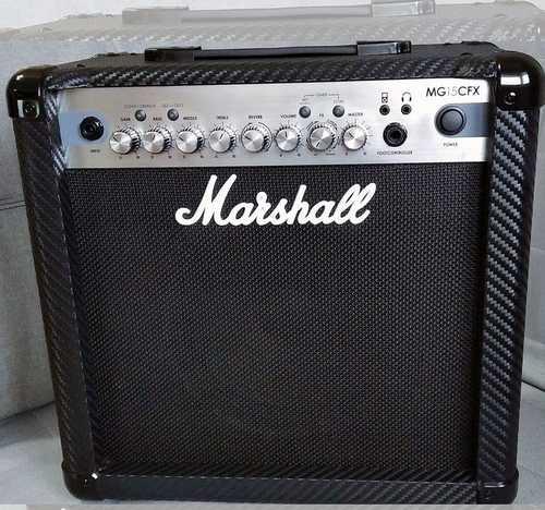 Комбик Marshall MG15CFX (с эффектами )